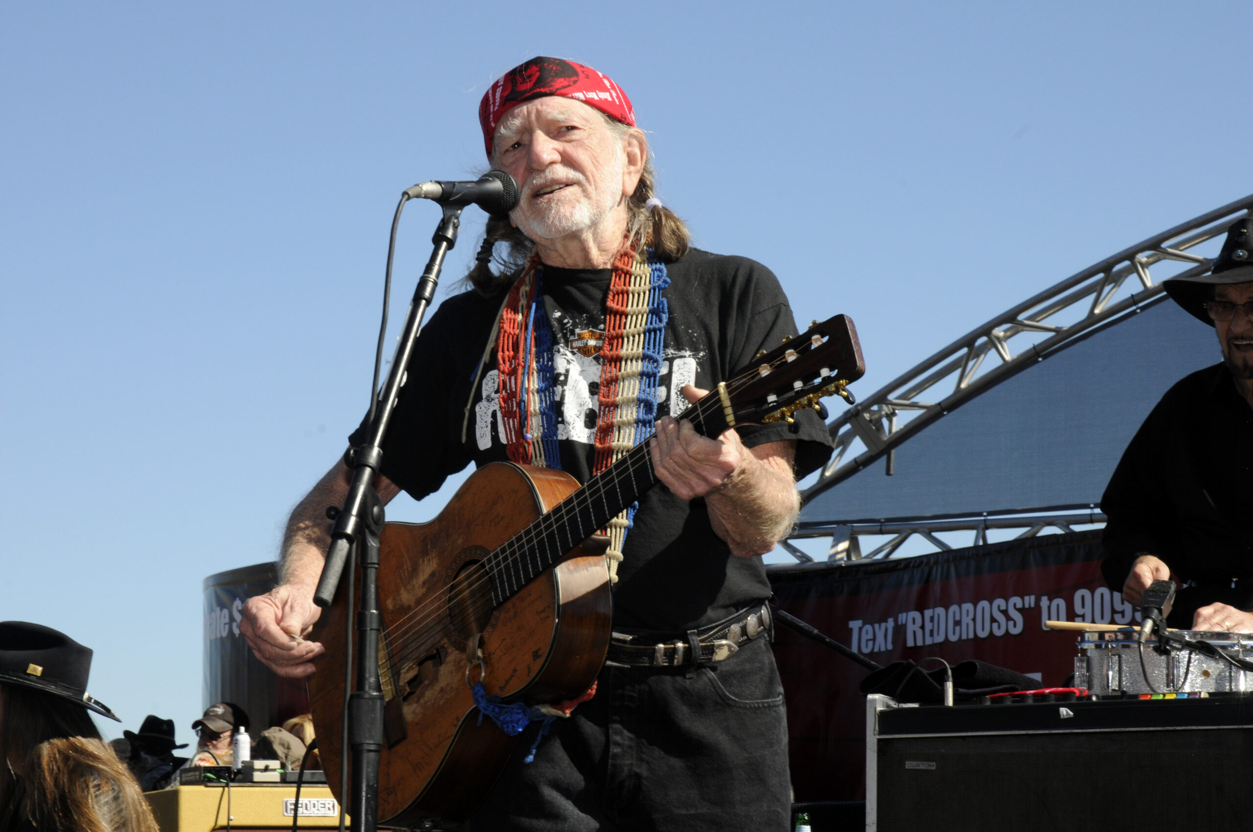 Eat a Willie Nelson Breakfast - KQ98